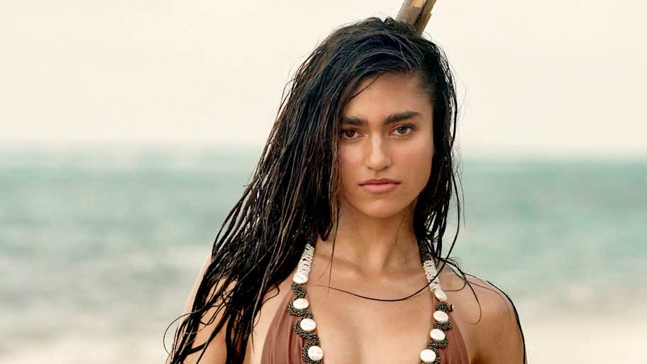 Rayna Vallandingham Is Breathtaking in Pretty Detailed Bikini for SI Swimsuit Debut