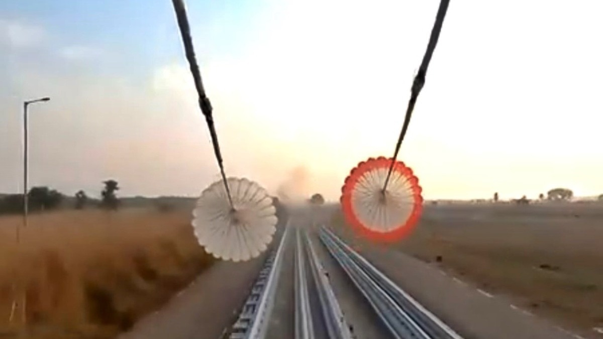 Video: DRDO tests drogue parachutes for Isro's Gaganyaan Mission