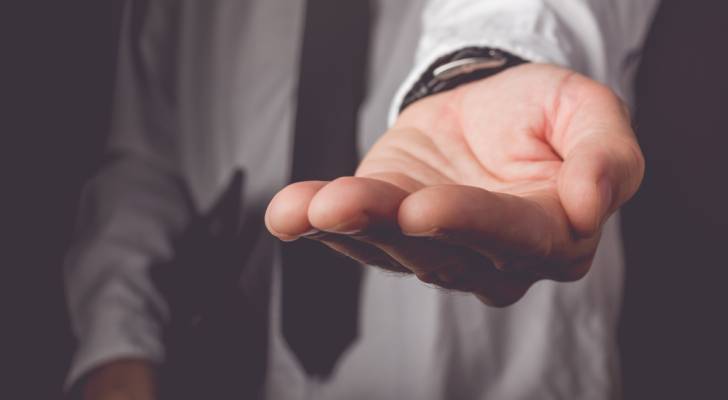 Krista Ford-Haynes' GoFundMe for police officer husband sparks backlash ...