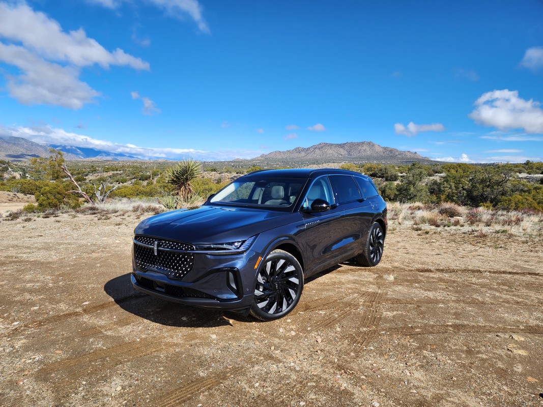 2024 Lincoln Nautilus review: Elevating the American luxury SUV