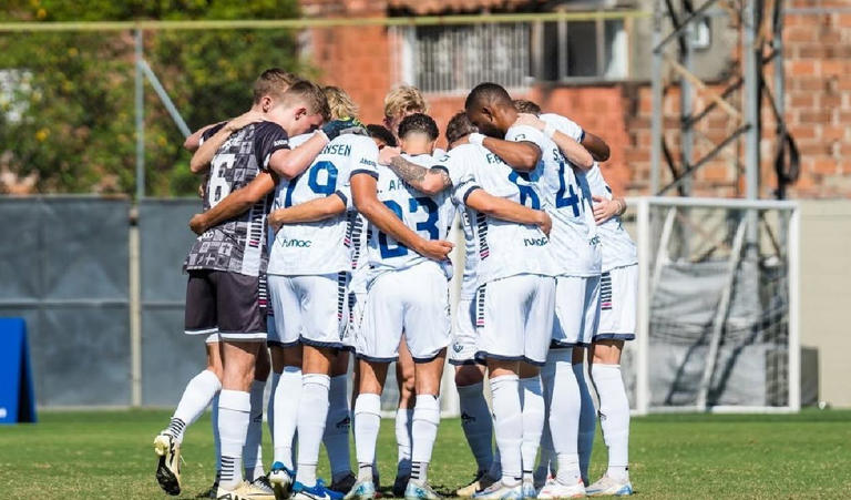 Exitosa pretemporada de Vendsyssel FF, equipo de Blessd, en Colombia