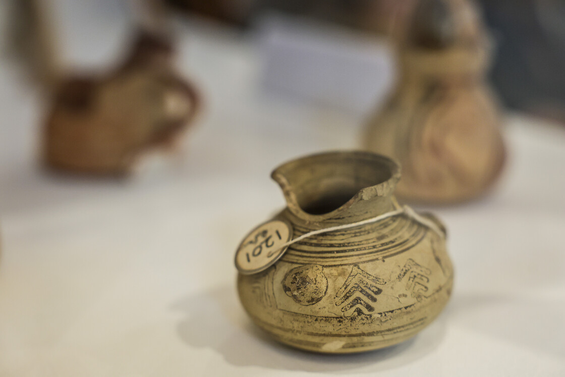 Η Πέγκυ Ζουμπουλάκη δώρισε 6.099 αρχαία αντικείμενα στο Δημόσιο