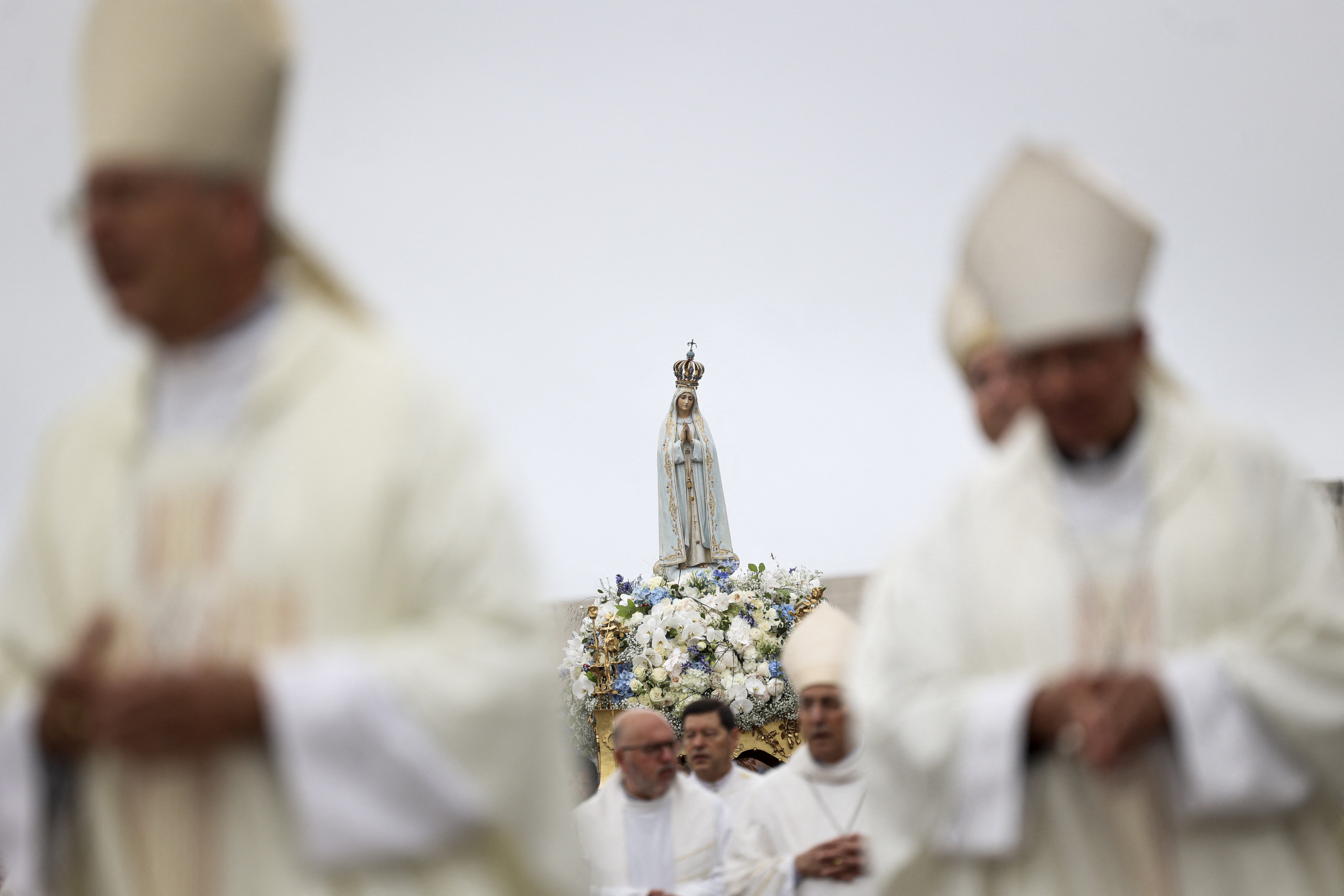 Comment Notre-Dame de Fatima a prédit les guerres mondiales. Y en aura ...