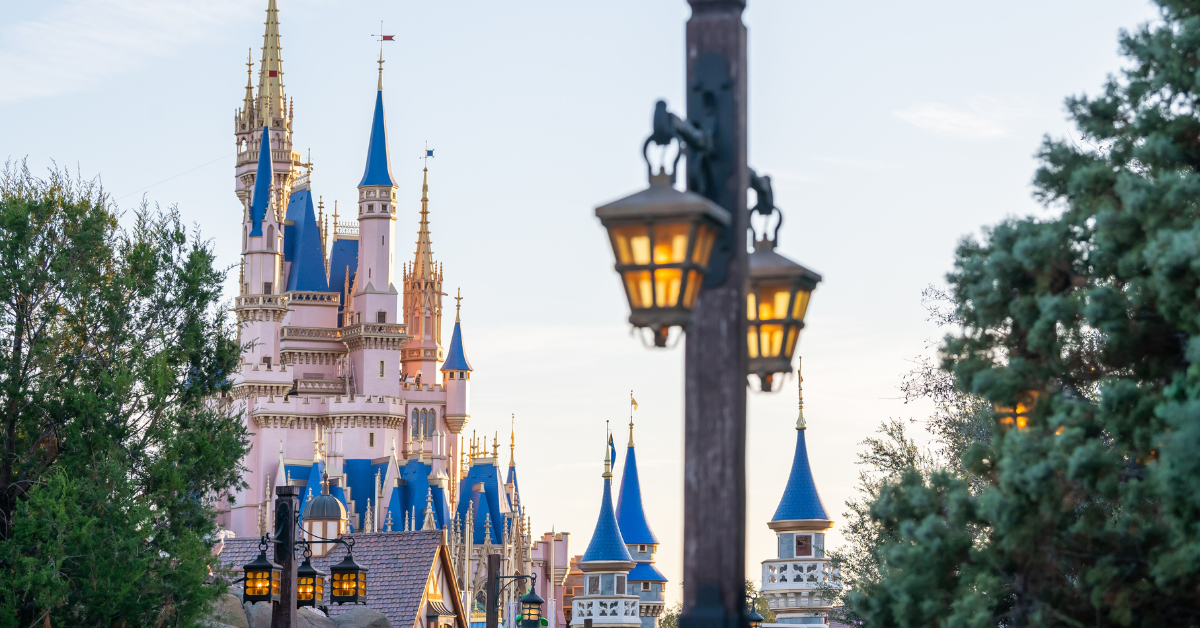 These 5 Things Still Surprise Me Every Time I Go To Disney World