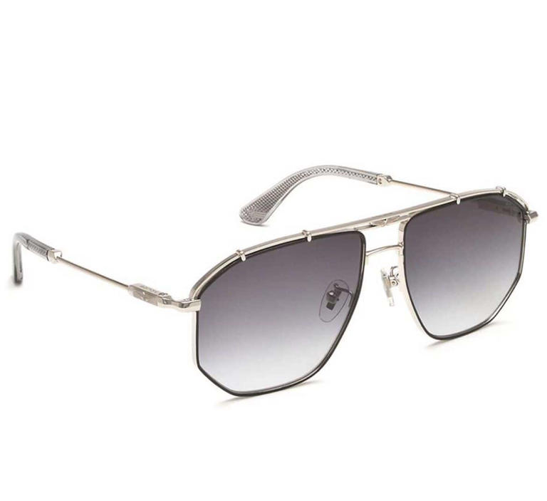 Look Sharp: Designer Sunglasses for Men on Fashion Carnival Sale