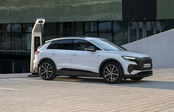Audi Q4 40 e-tron, debutta la nuova versione entry level. Autonomia e ...