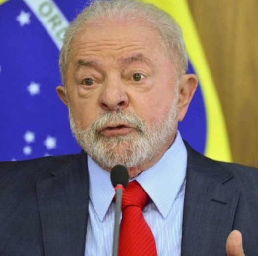 Lula fala sobre salário de professores: Lula fala sobre salário de professores: