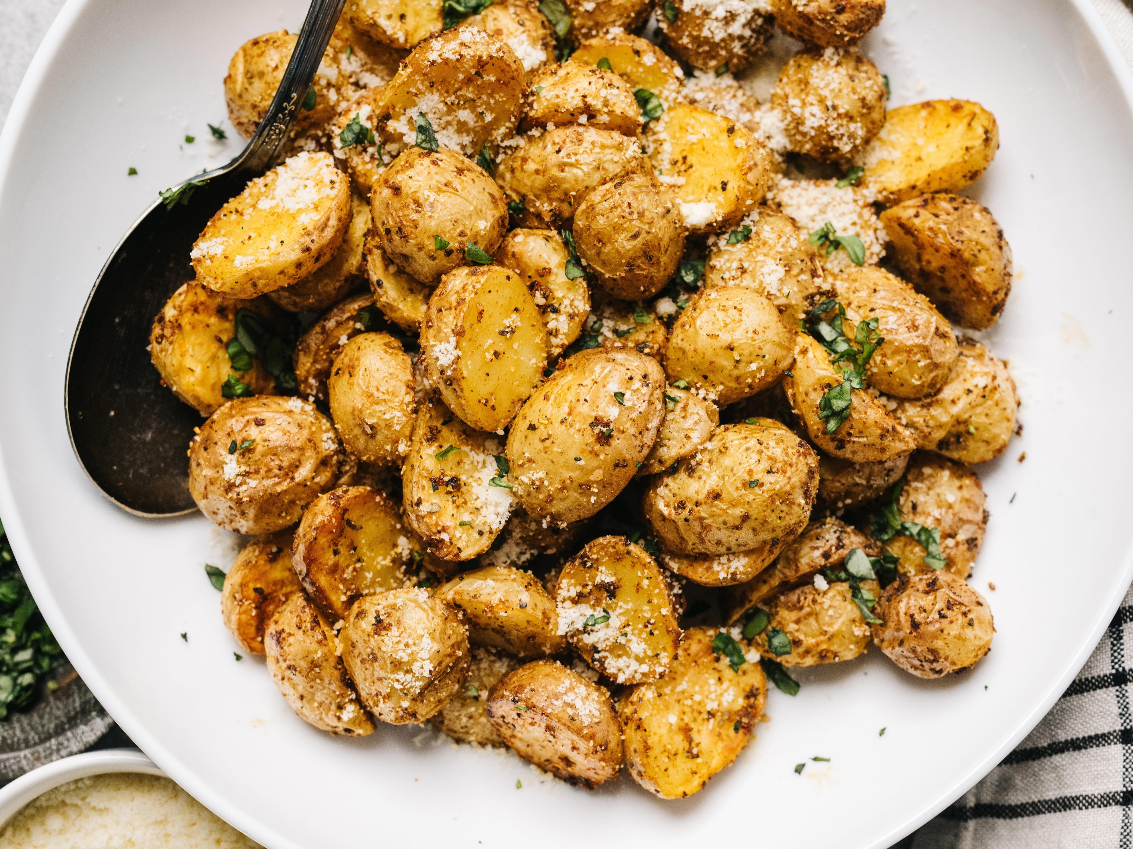 I use my air fryer on a daily basis. Here are 6 of my favorite easy ...