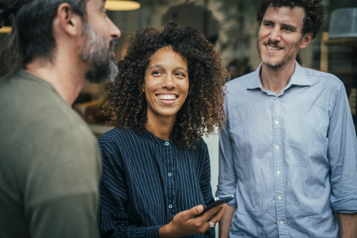 13 Things People With High Social Intelligence Often Say, According to ...