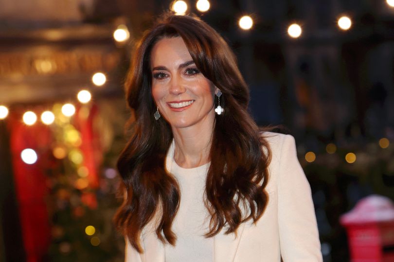 Kensington Palace sets record straight after Kate Middleton controversy ...