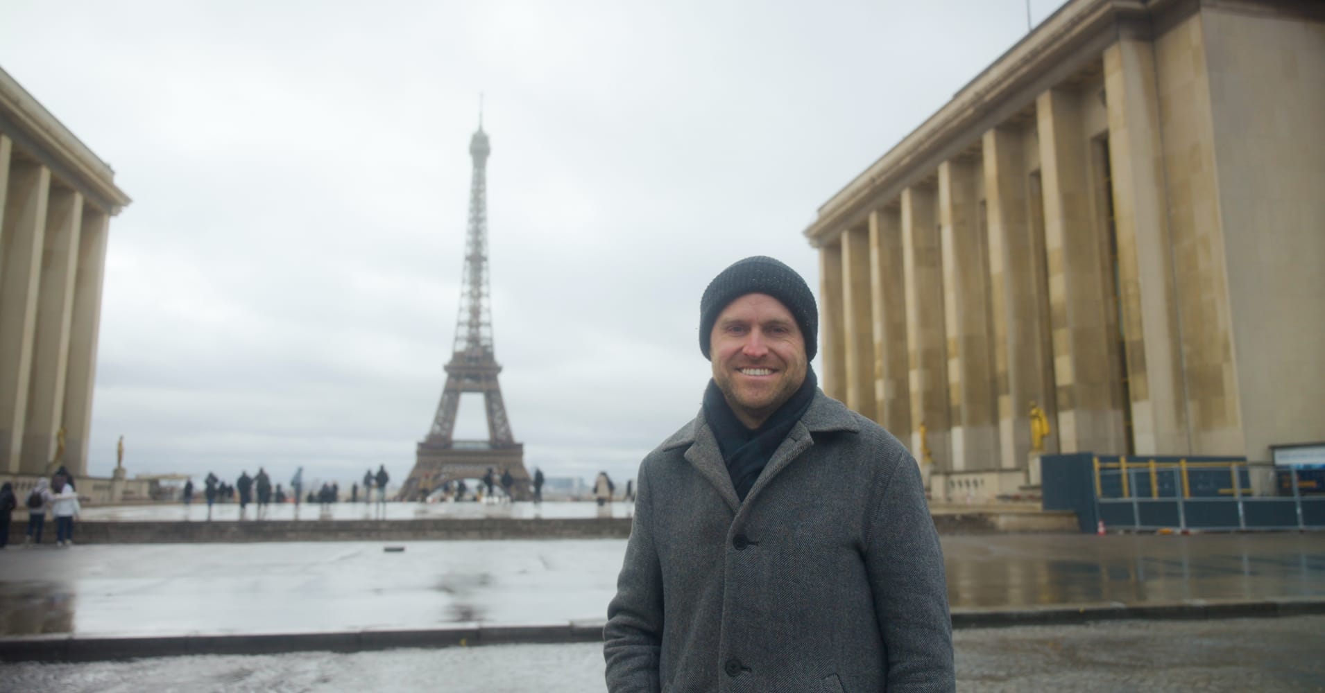 39-year-old moved to Paris after going bankrupt in the U.S.—now he's a ...