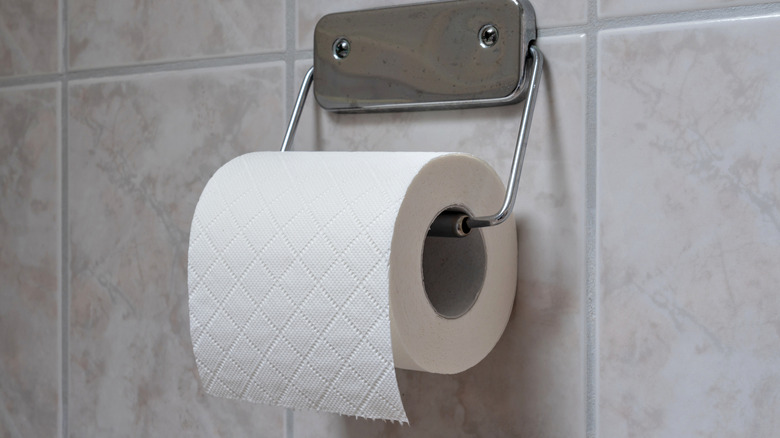 These Unique Toilet Paper Folds Will Leave A Lasting Impression On Your ...