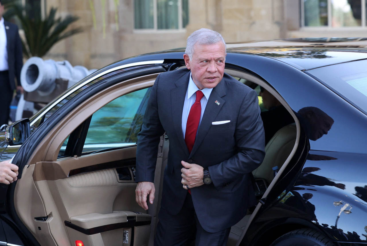 Trump Says U.S. Would Take Over Gaza as Visit by Jordan’s King ...