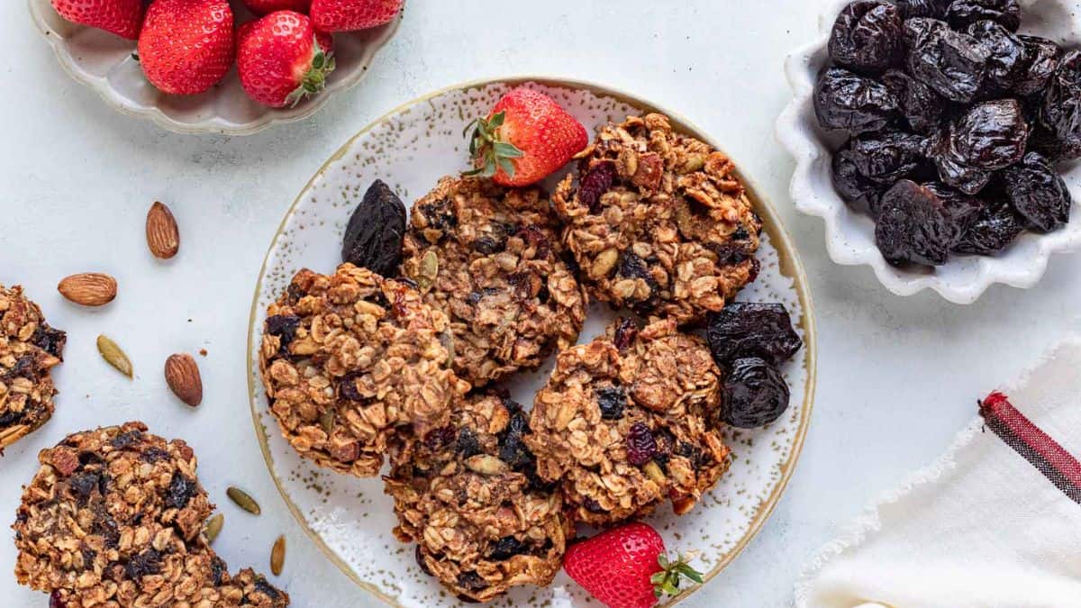 17 Low Fat Cookies That Make Watching Your Waistline Easy (and Tasty)