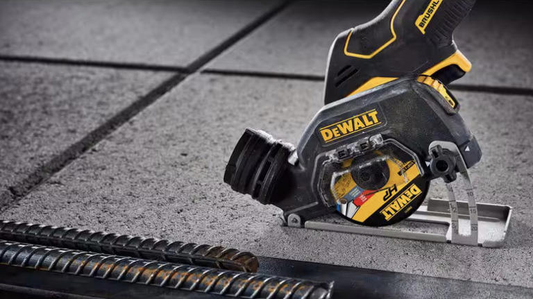 Does DeWalt's Cut-Off Tool Live Up To The Hype? Here's What Reviews Say