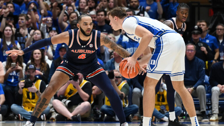 College Basketball: Teams That Fit the KenPom National Champion Criteria