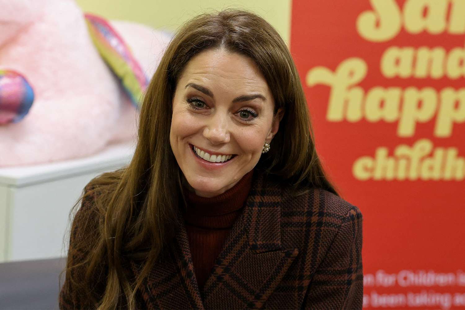 Kate Middleton Helped Inmate Mothers Feel 'Comfortable' Despite Them ...