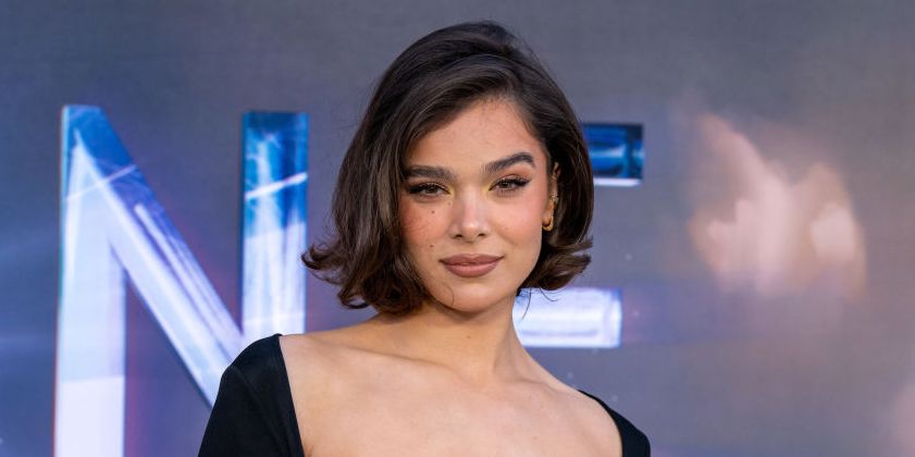 Hailee Steinfeld shares her fitness routine, proving 15 minutes is all ...
