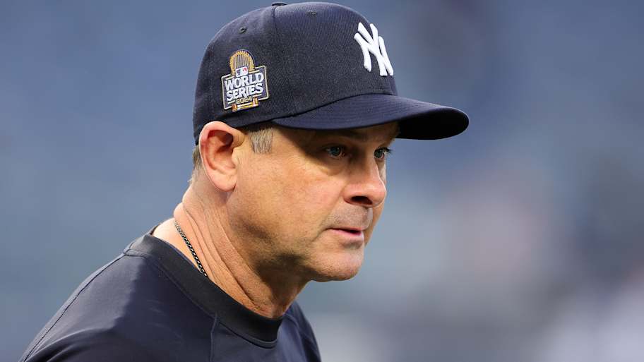 It took Aaron Boone one day to give Yankees fans reason not to trust ...