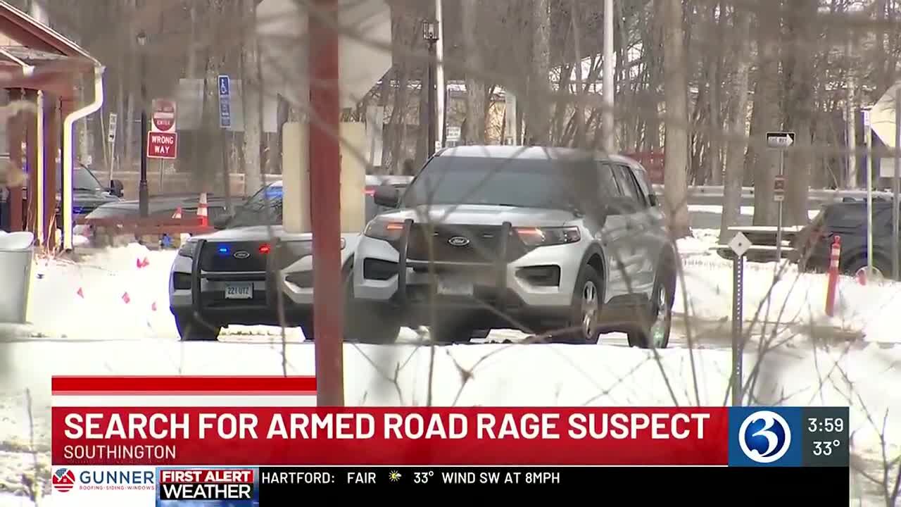 Road rage suspect who reportedly flashed gun on I-84 turns himself in ...