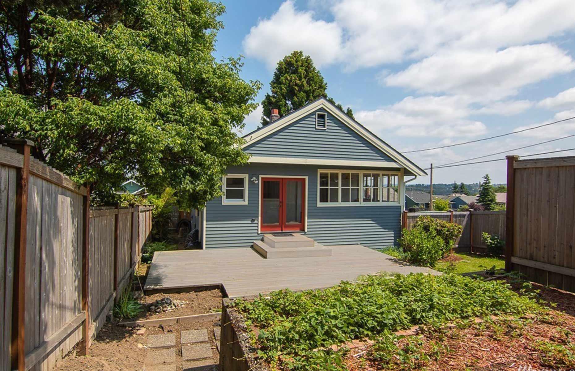 Ordinary fixer-uppers transformed in stunning before and after photos
