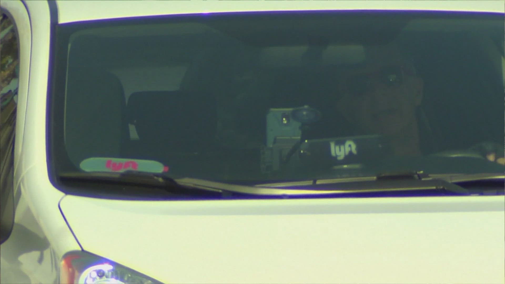 Lyft announces plans for driverless cars