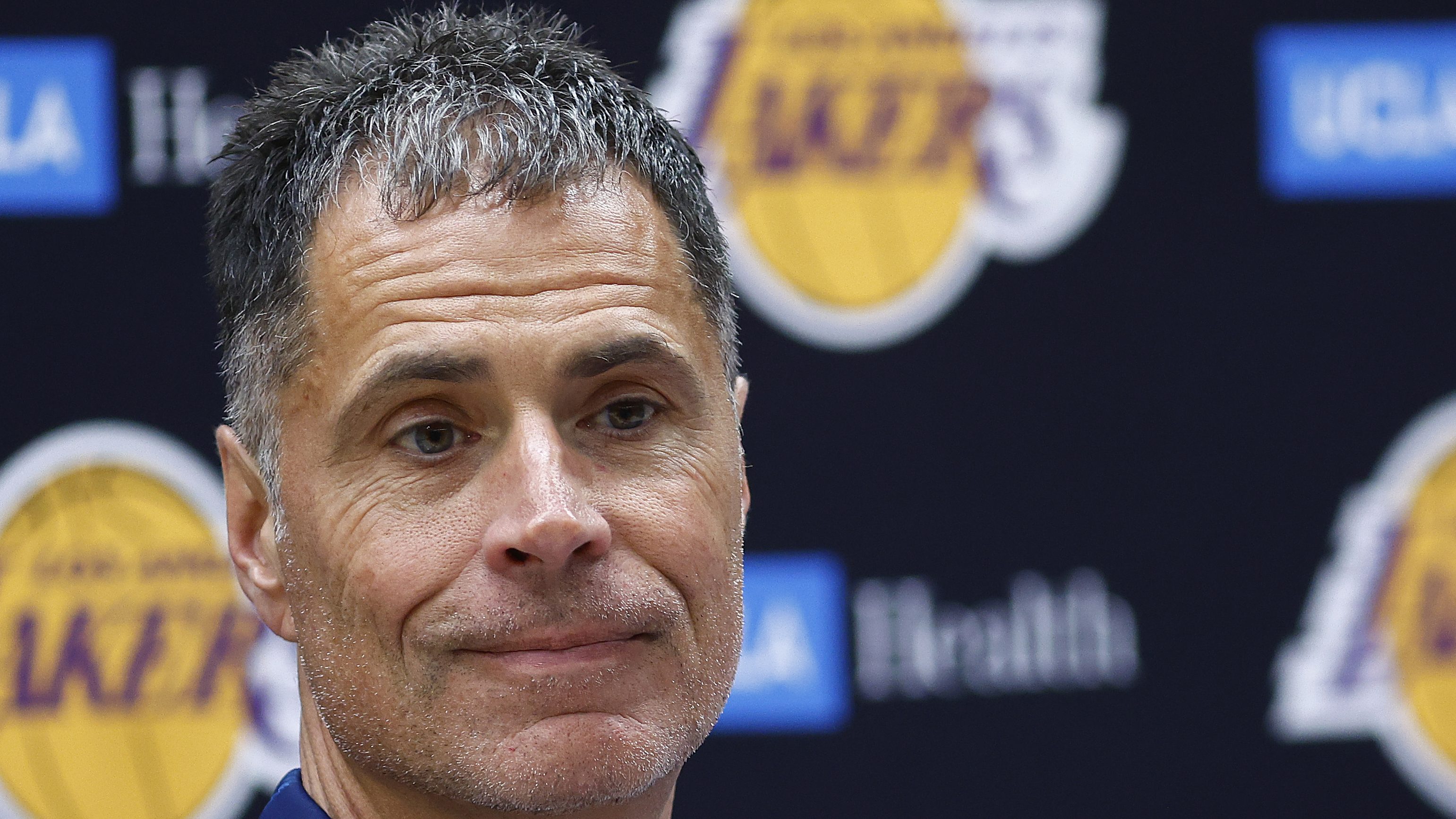 Lakers Expected to Acquire Replacement Center in Next 48 Hours: Report