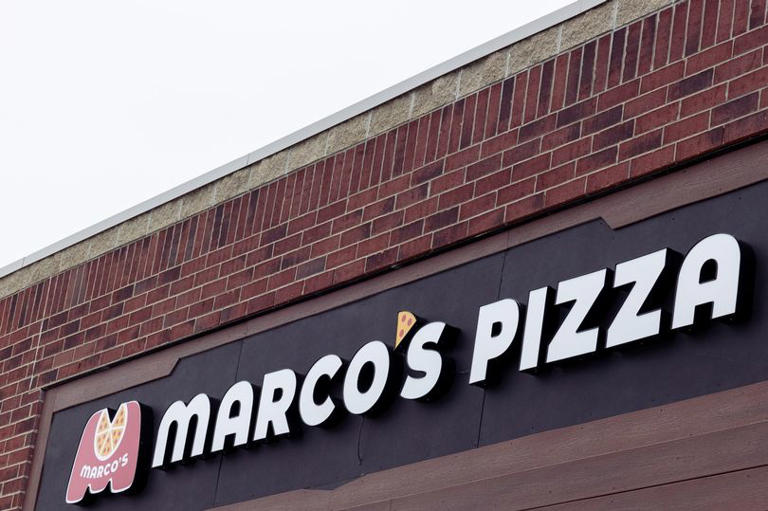 Huge pizza chain closes over 200 locations as sales slump
