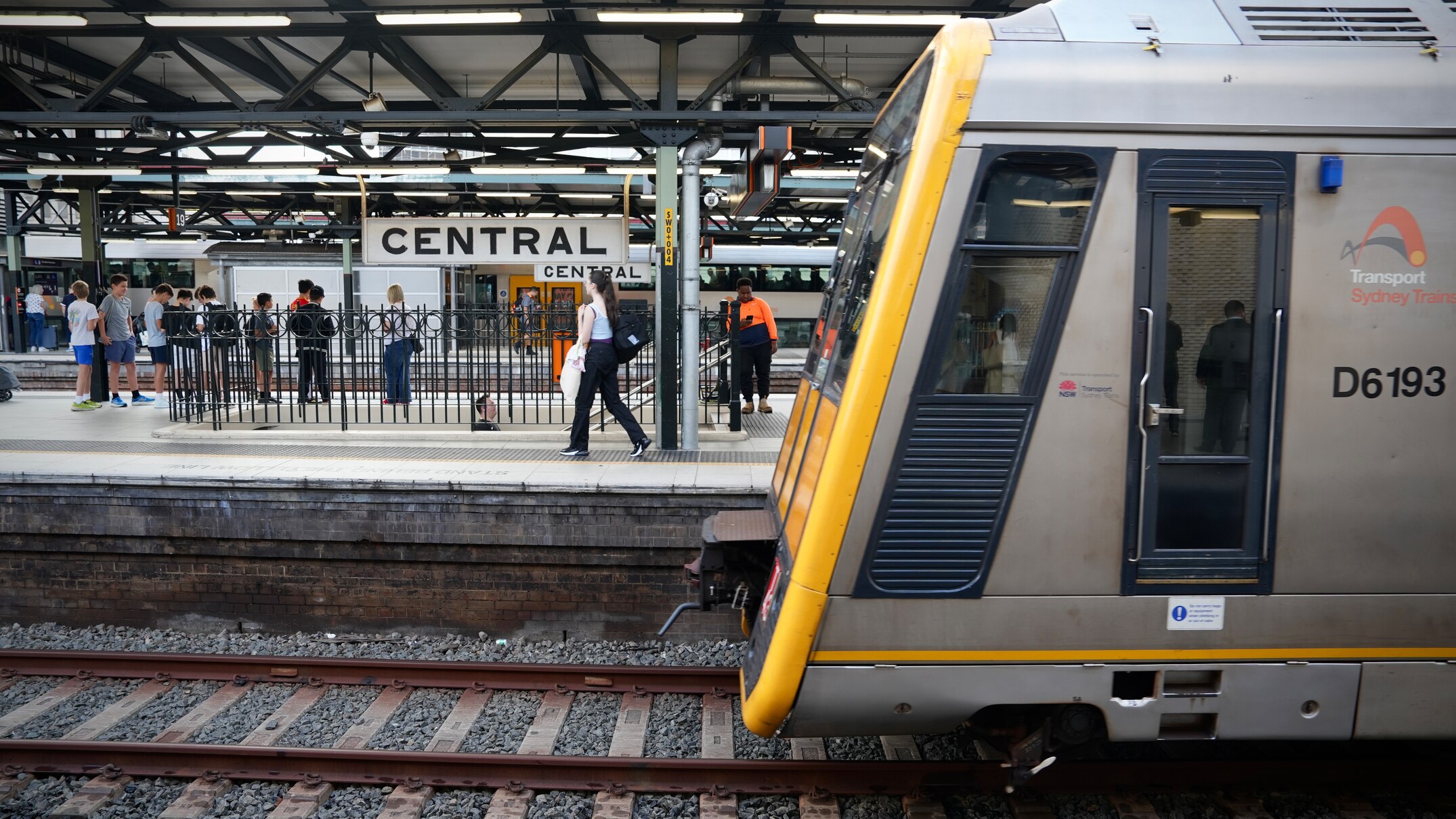 Sydney trains industrial action, delays could shift public opinion ...