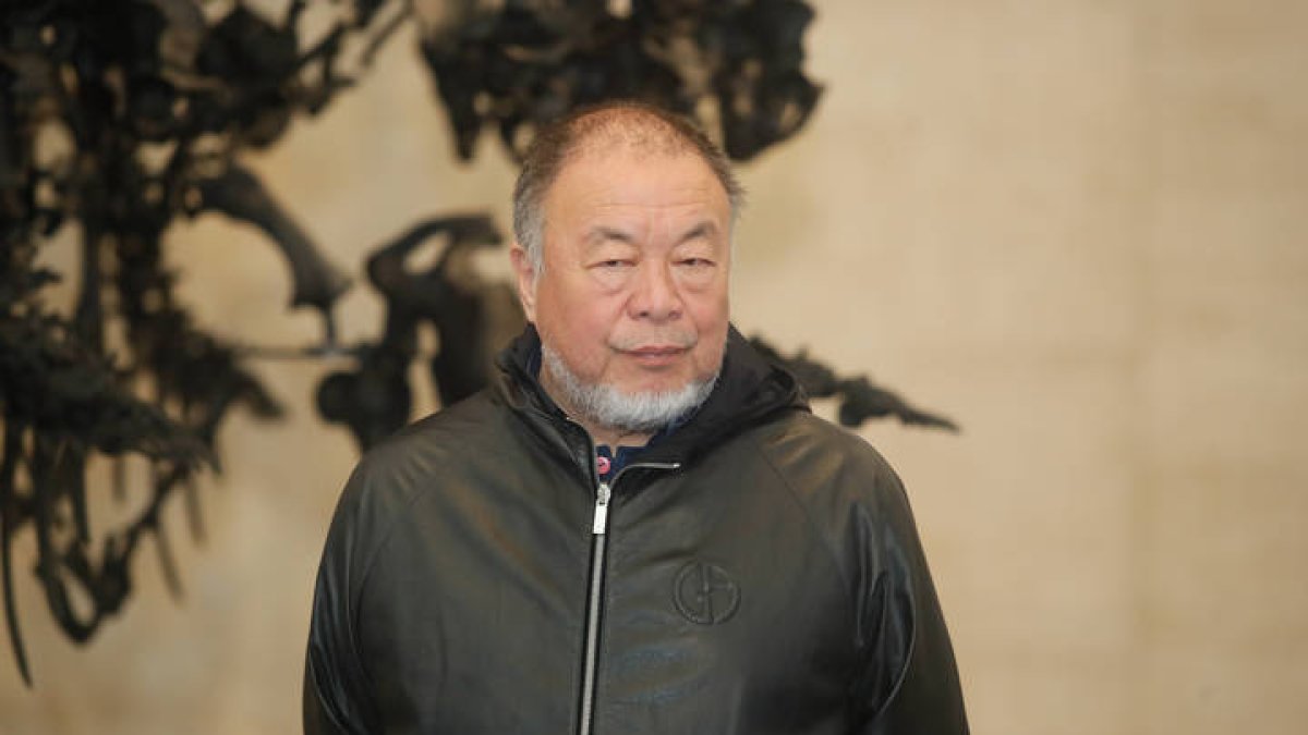 Suiza veta la entrada a la 'estrella' del Musac Ai Weiwei