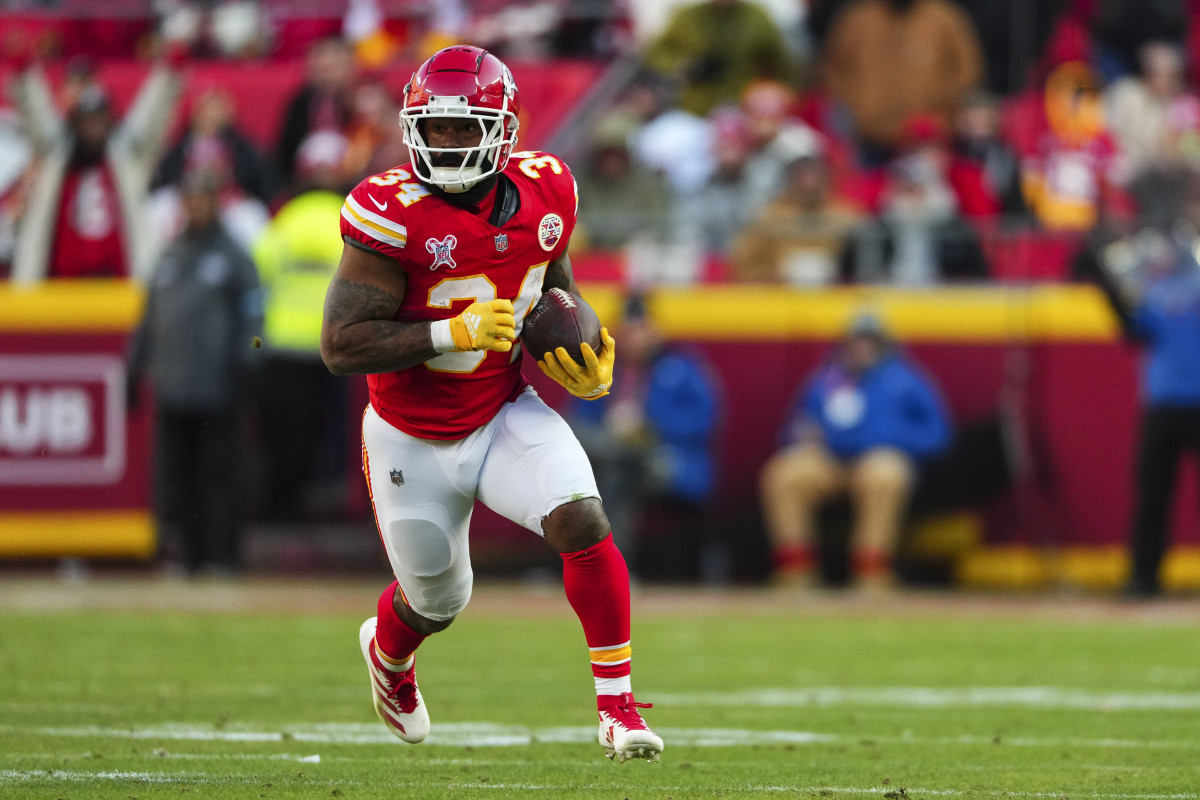 Samaje Perine Reacts To Getting 'Snubbed' By Patrick Mahomes On Sideline