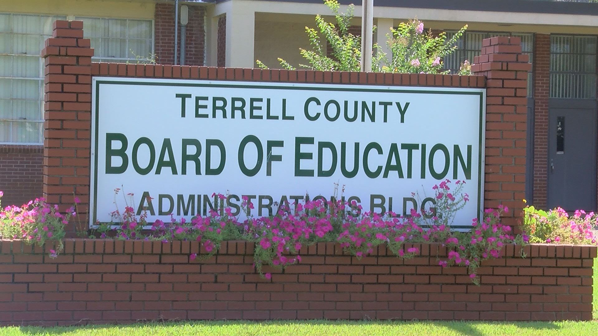 Terrell Co. School board votes to swap school leader’s roles for next ...