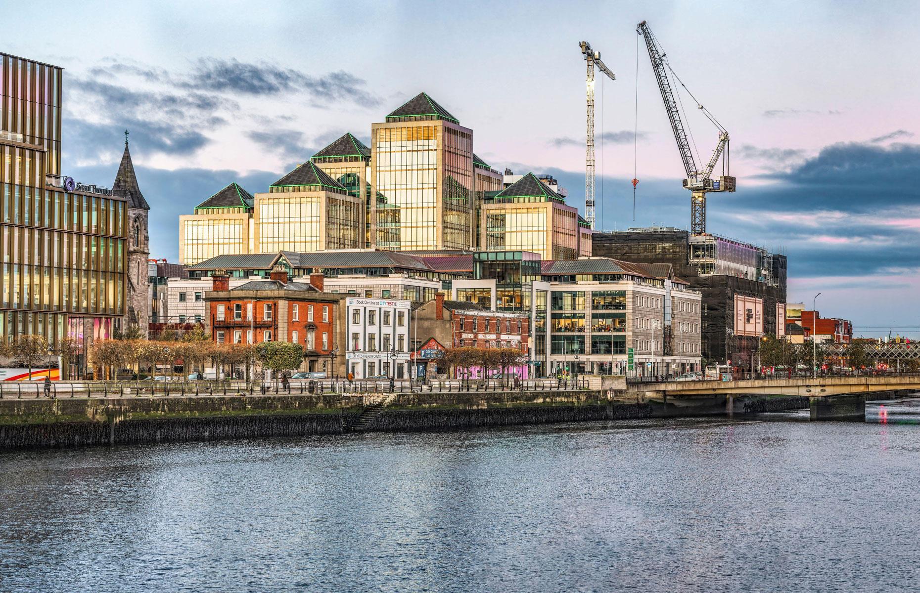 How does Ireland rank among the world’s RICHEST countries?