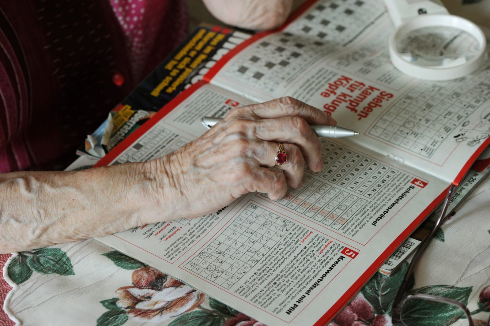 Am I just getting older? How to recognize dementia warning signs