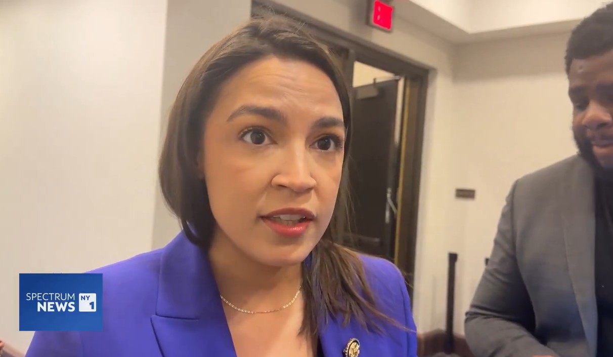 AOC Warns Trump’s DOJ Could Now ‘Leverage’ New Charges Against Eric ...
