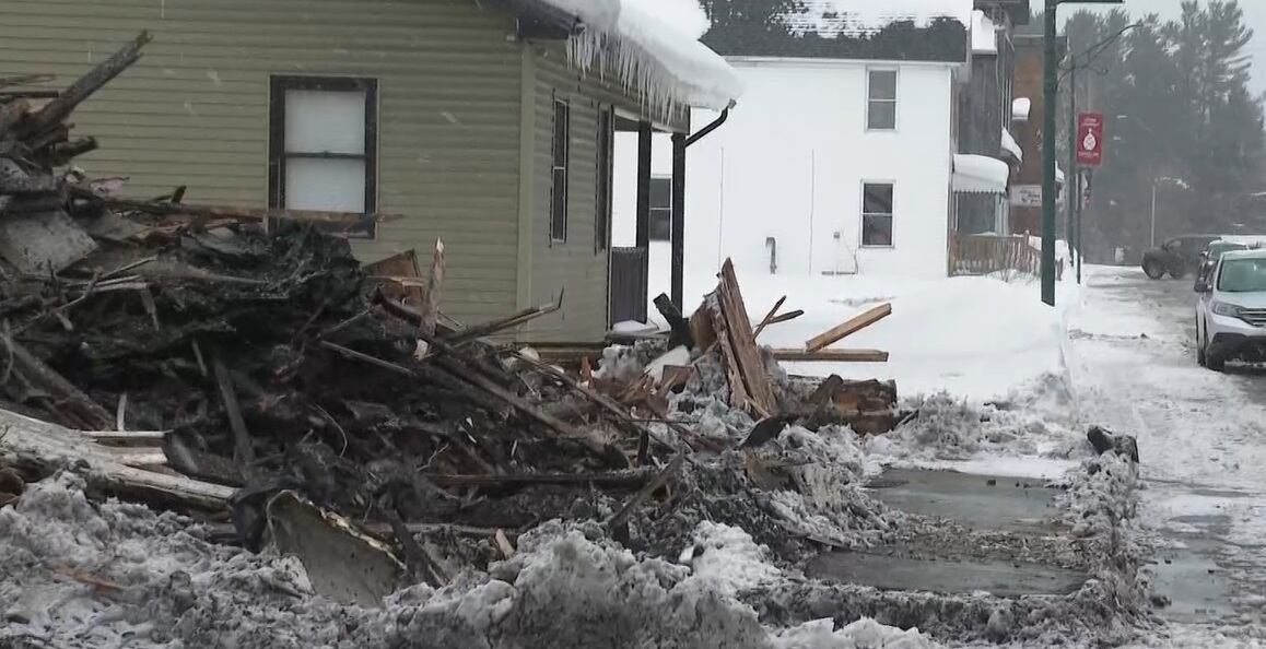 Tupper Lake building destroyed by fire