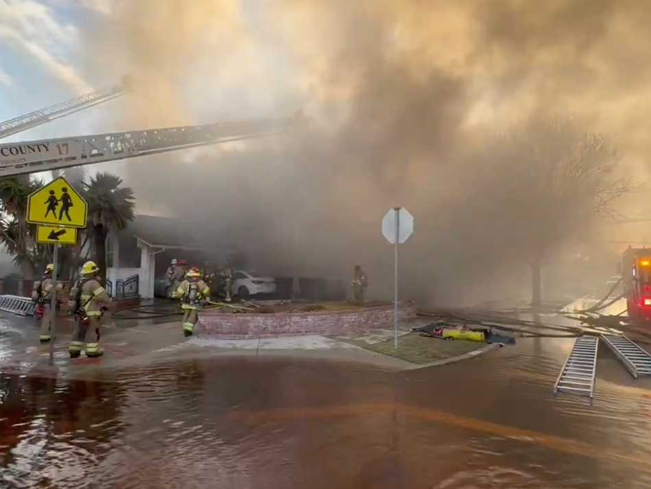 'Do-Or-Die Moment' Firefighters Save Woman Trapped In Rossmoor Fire