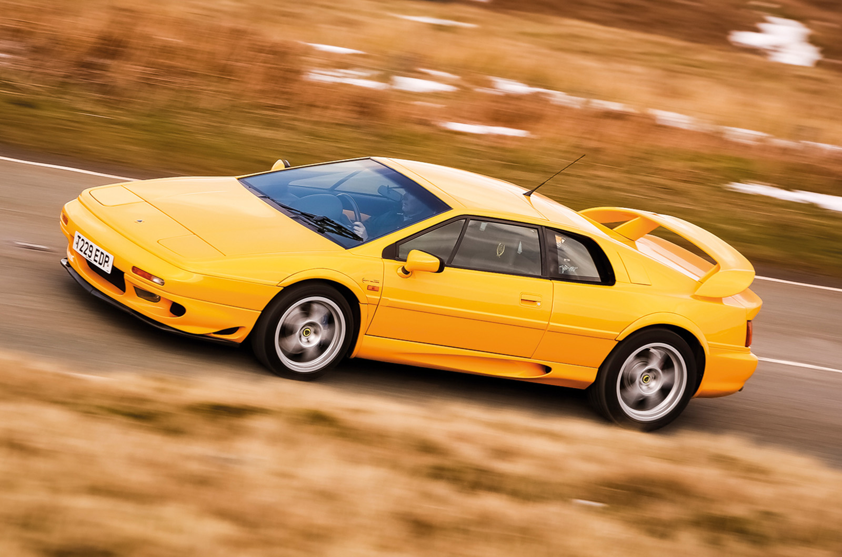 22 cars powered by British V8 engines