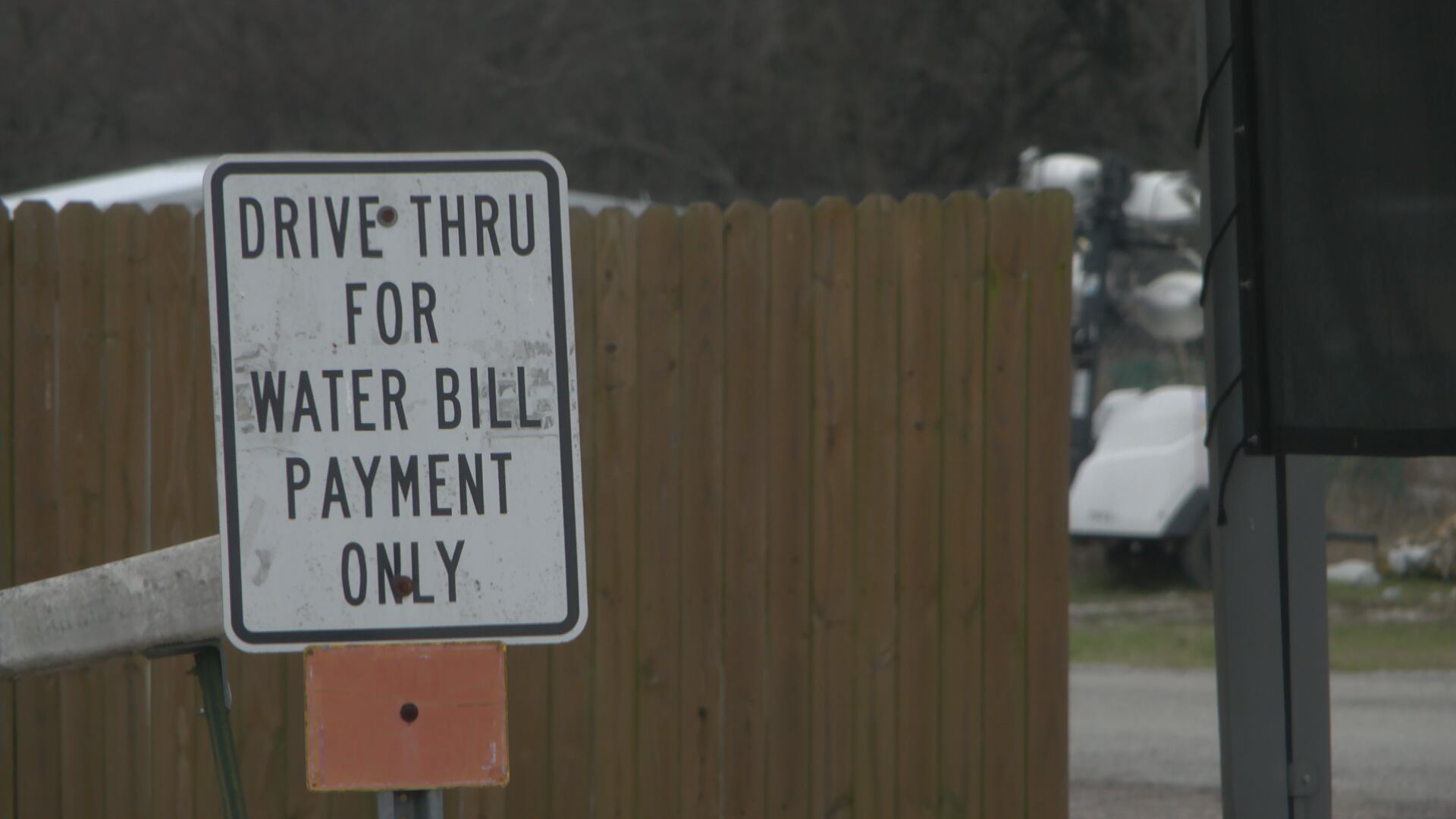 Colbert residents facing water loss, city looking for leak