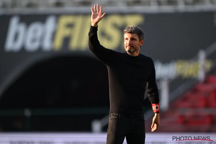 Un retour en Eredivisie ? Mark Van Bommel a fait son choix