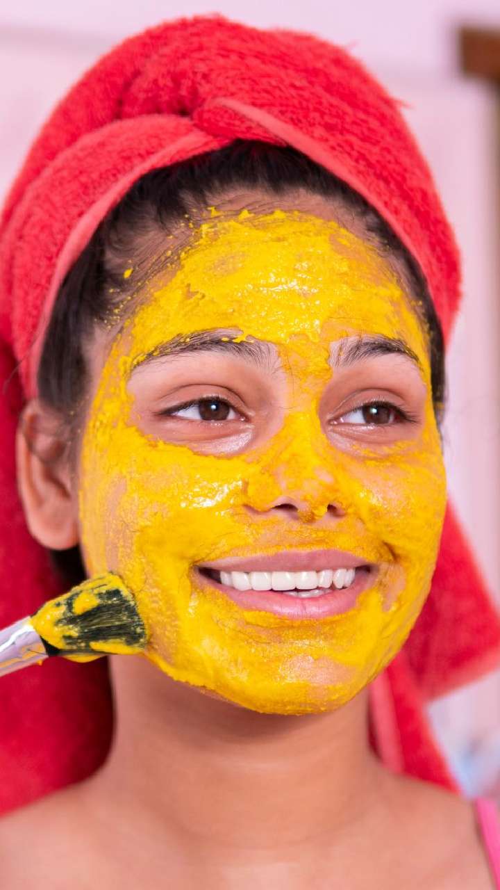 7 Tips For Brides To Be To Use Turmeric Powder In Their Skincare Routine