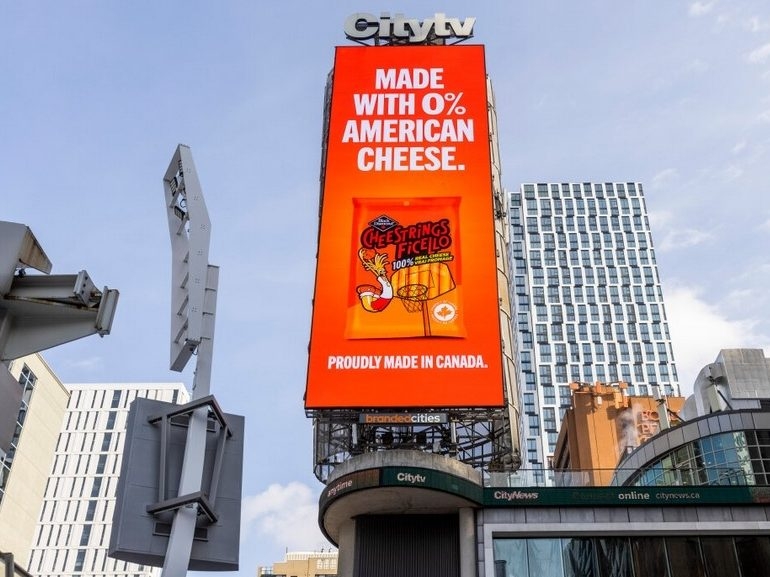 WARMINGTON: 'Say cheese,' Donald Trump. This buy-Canadian campaign may ...