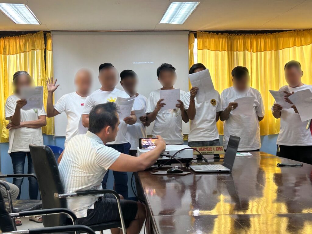 8 drug surrenderees graduate from Cebu City’s community-based rehab program