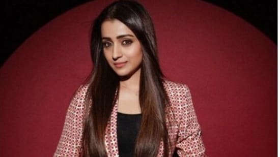 Trisha Krishnan's X account get hacked, actor warns fans about ...