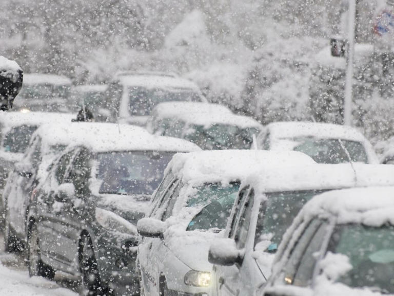 Operating Status Altered Feb. 12 For DC Federal Offices: OPM