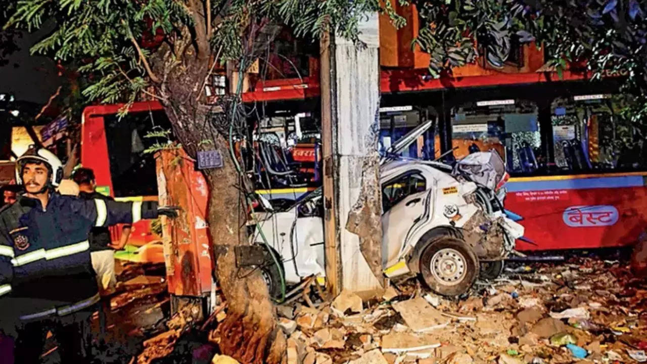 Kurla BEST bus accident: Driver had high BP and vision issues, but didn ... Kurla BEST bus accident: Driver had high BP and vision issues, but didn ...