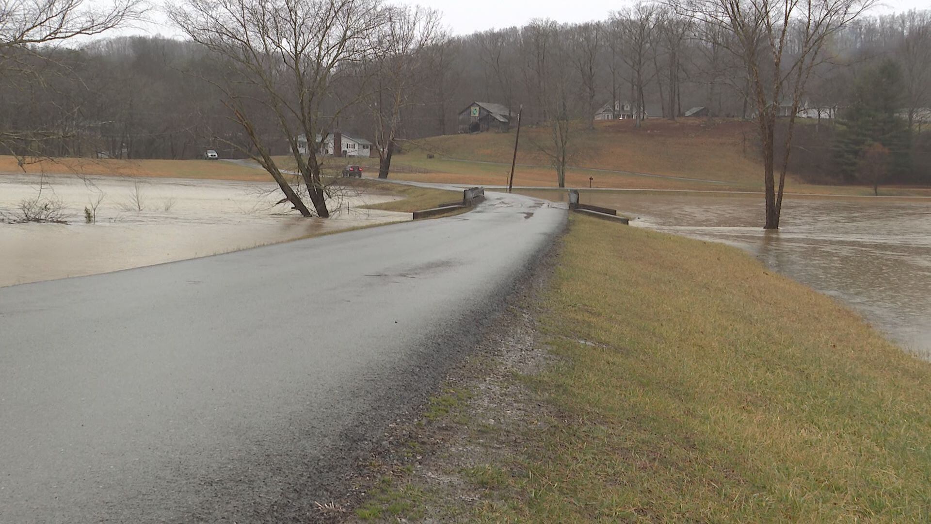 Knox Co. prepares for more flooding as rainfall continues