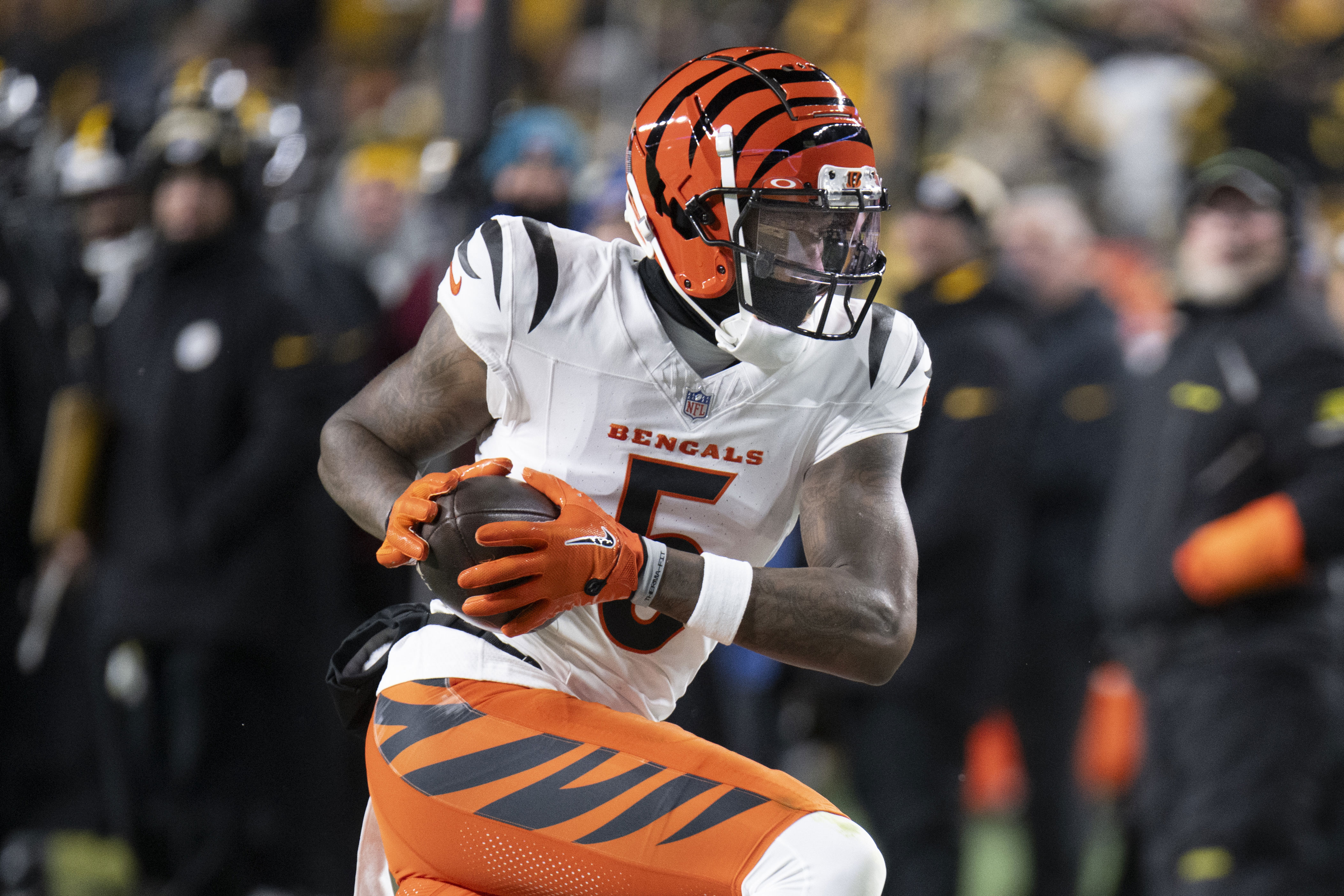 Cincinnati Bengals 2025 NFL offseason primer: Defense is a need, but ...