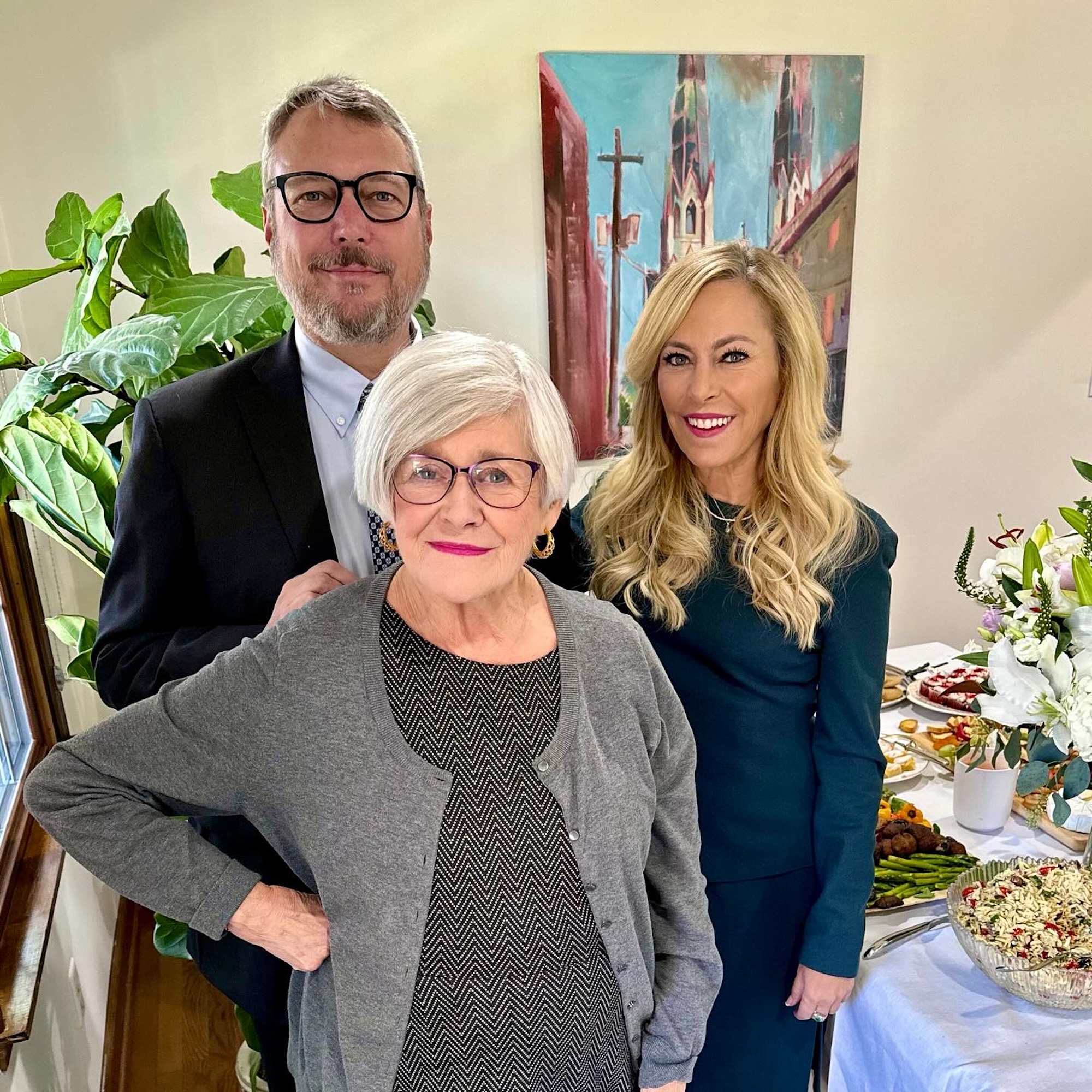 'RHOBH' Star Sutton Stracke's Family Guide: Meet Her Ex-Husband and Kids