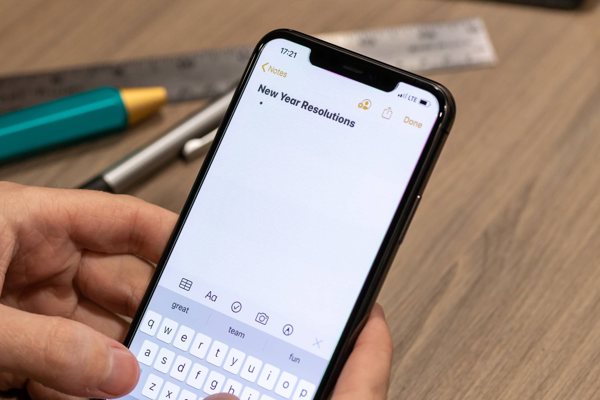 These 10 Hidden iPhone Tricks Help Me Type Faster